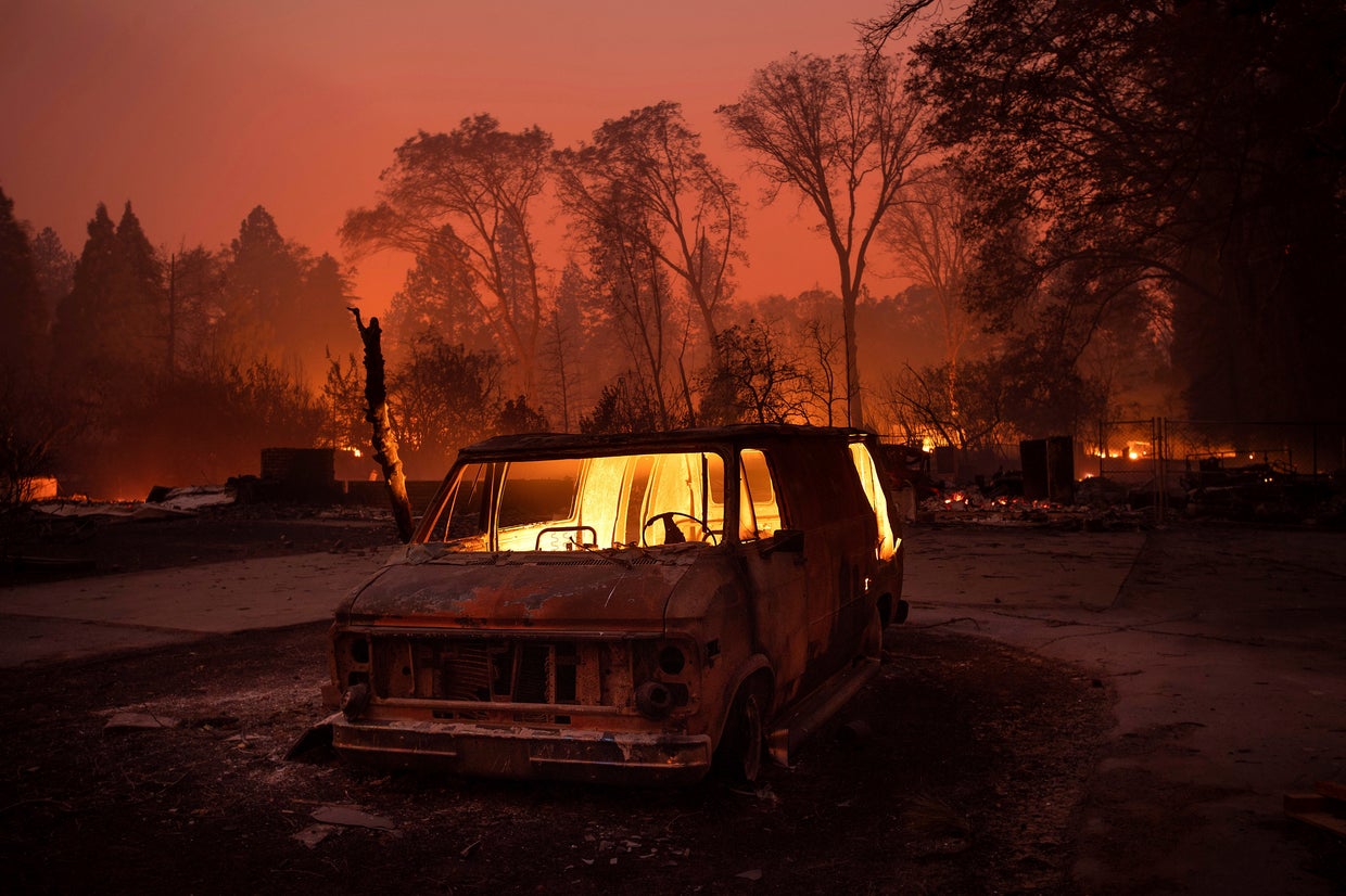 Wildfires tear through Northern, Southern California: Images of Camp ...