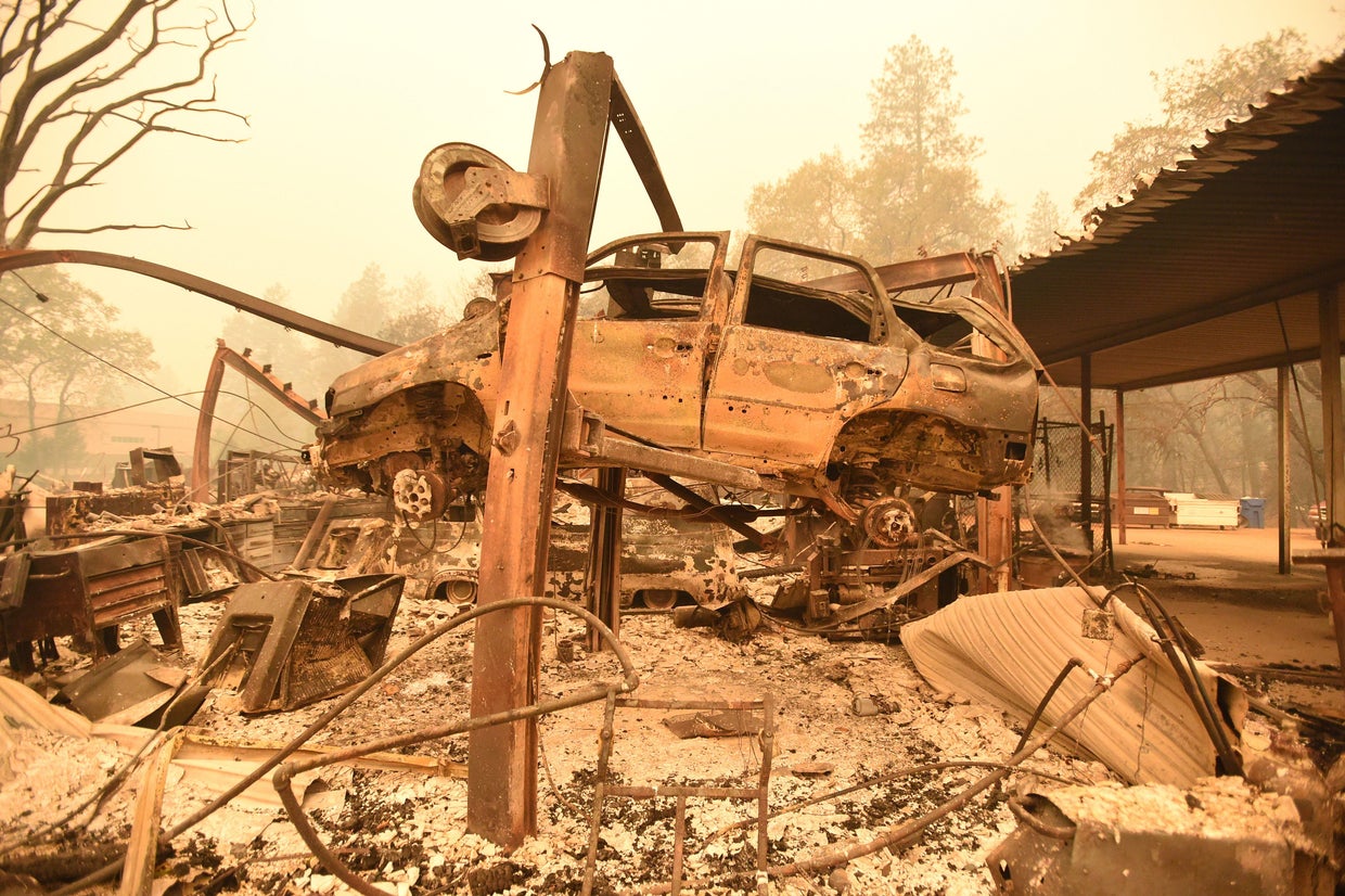 Wildfires tear through Northern, Southern California: Images of Camp ...