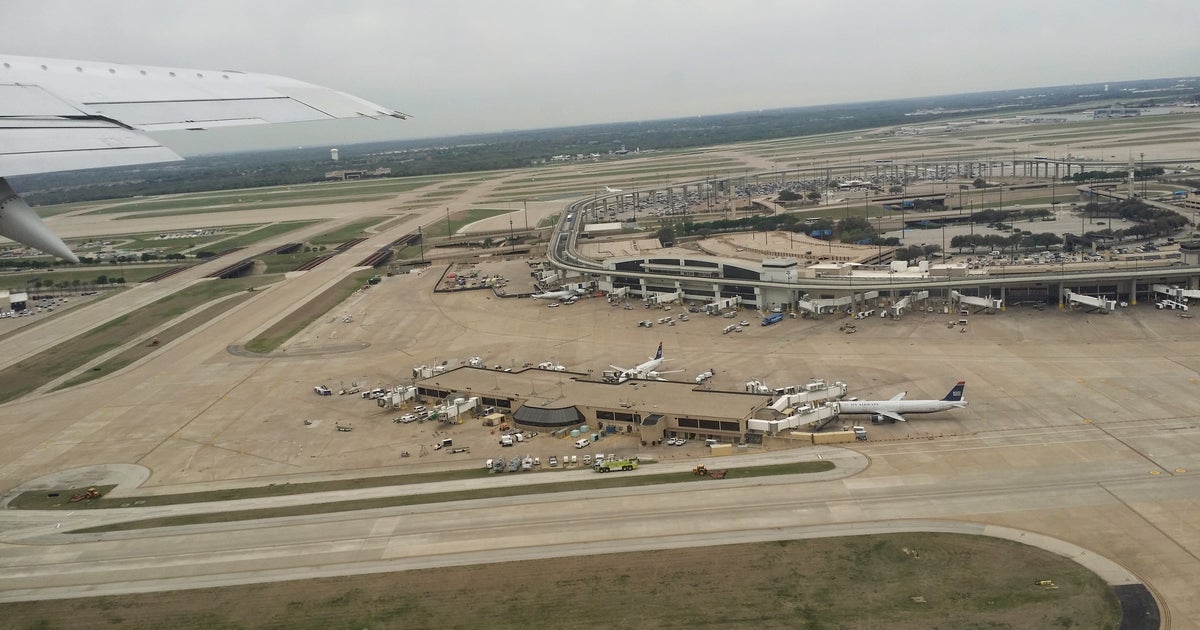 Spirit Airlines Brings Biometric Check-In To DFW Airport - CBS Texas