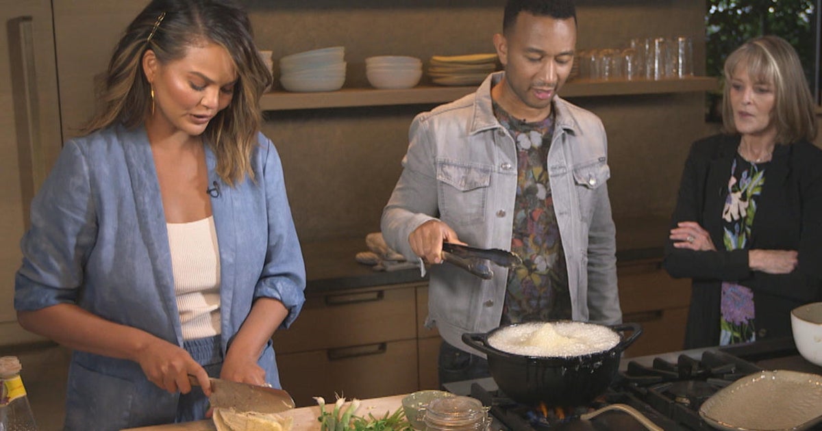 In the kitchen with Chrissy Teigen - CBS News
