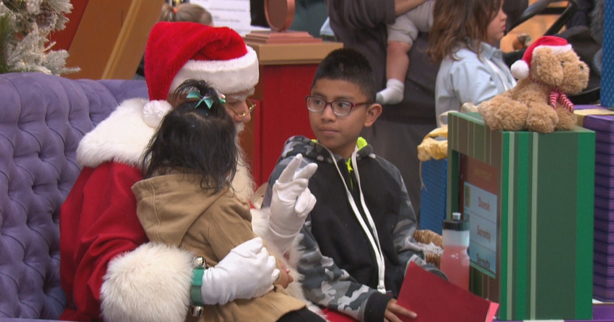Signing Santa Communicates With Hearing-Impaired Children - CBS Colorado