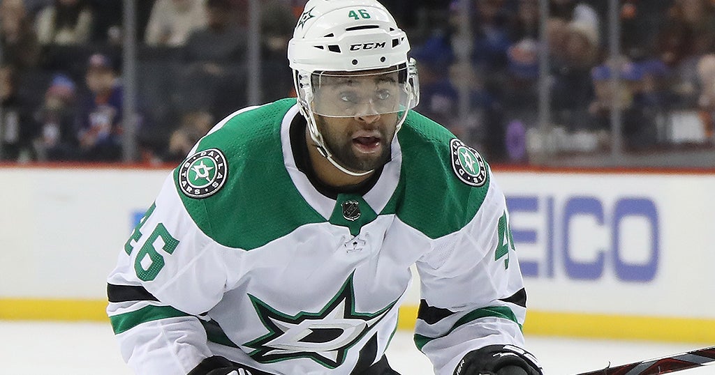 Bruins Claim Dallas Forward Gemel Smith Off Waivers - CBS Boston