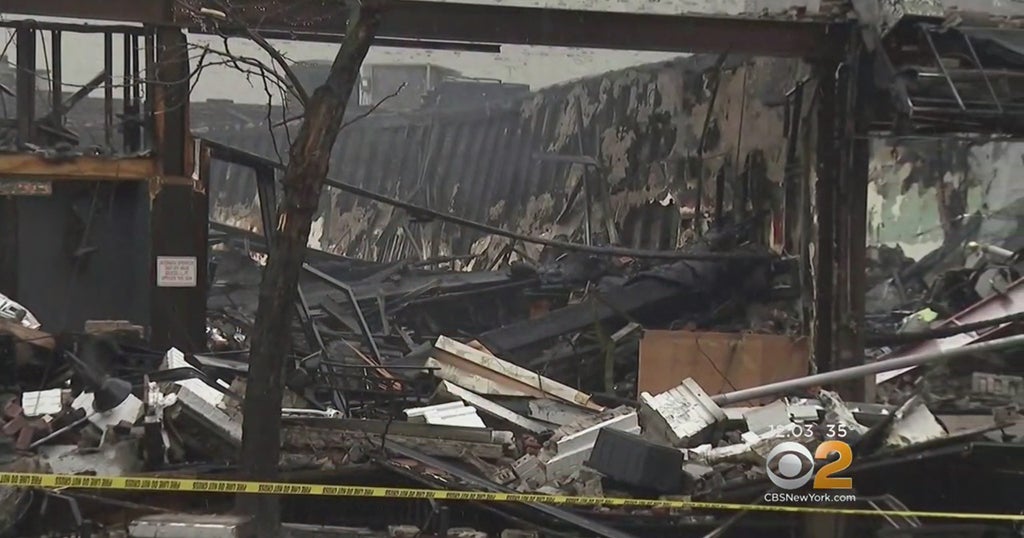 12 Hurt, Including 7 Firefighters, As Blaze Rips Through Sunnyside ...