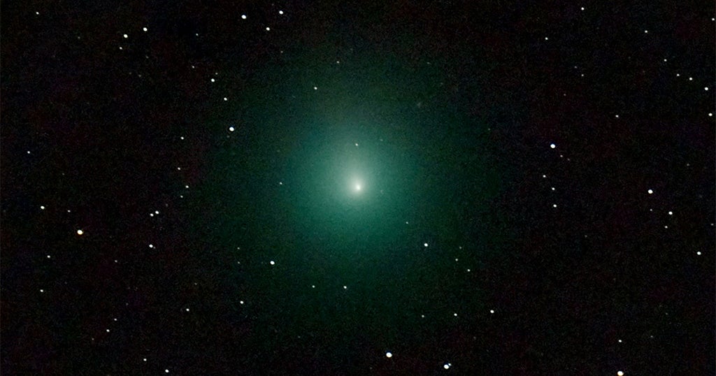 Brightest Comet Of The Year Will Zoom Near Earth Sunday - CBS Pittsburgh