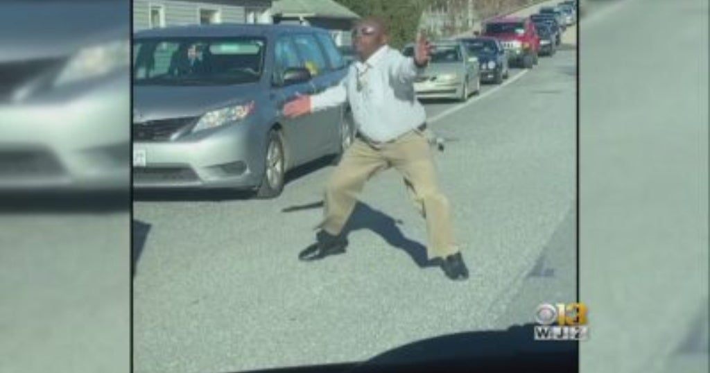 Video: Driver Exits Car, Dances In Middle Of Street During Gridlock ...