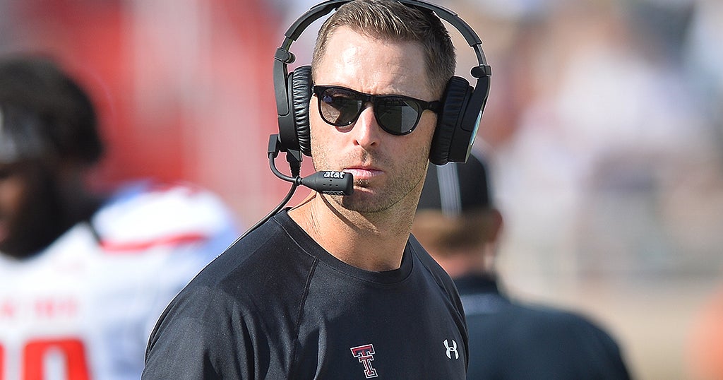 Patriots Reportedly Expecting To Lose Josh McDaniels, May Turn To Kliff ...