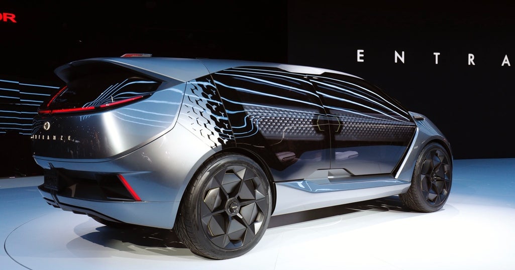 GAC Motor Unveils ENTRANZE at NAIAS 2019 - CBS Detroit