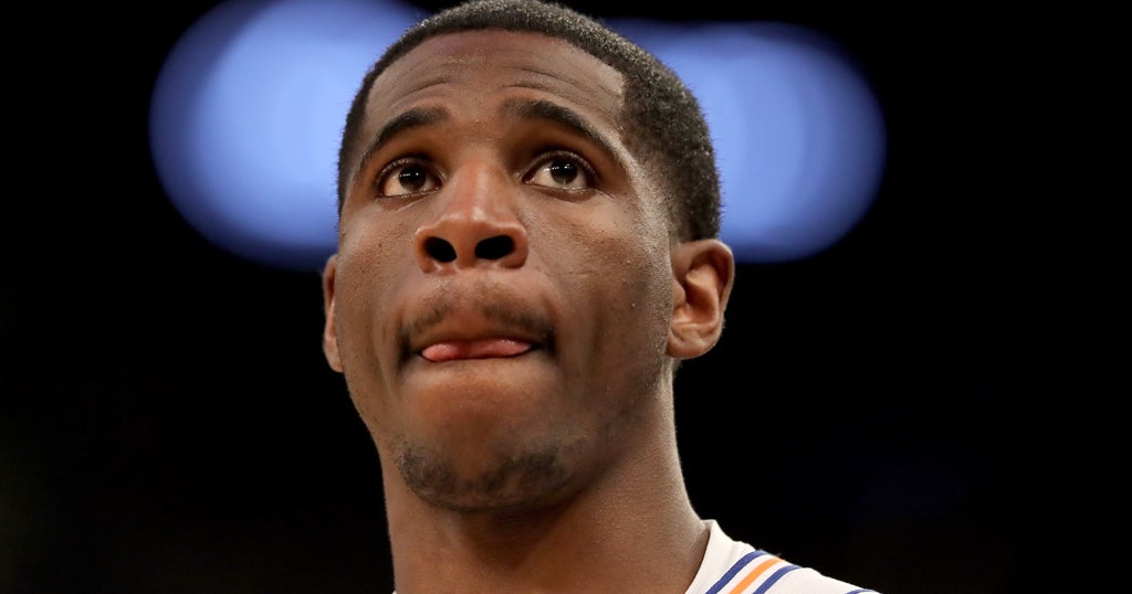 Knicks' Post-Porzingis Era Begins With Loss To Celtics Amid Cheers For ...