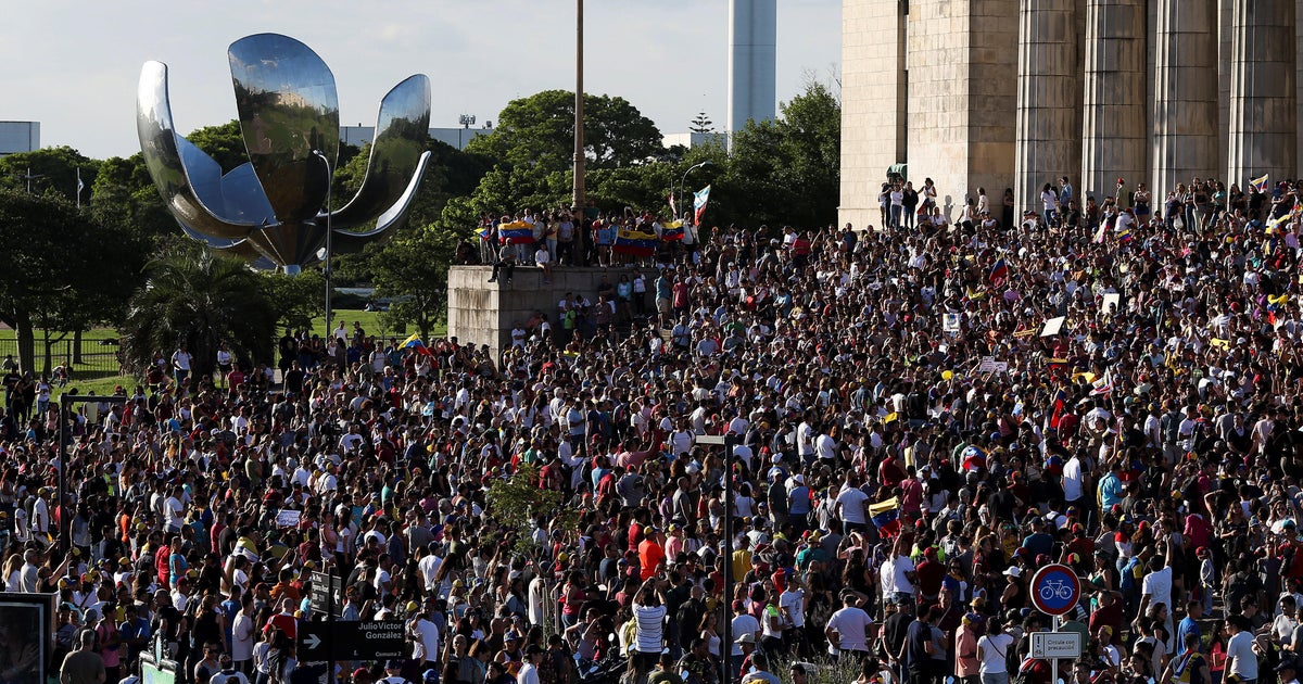 Venezuelan opposition holds huge rally amid first major army defection ...