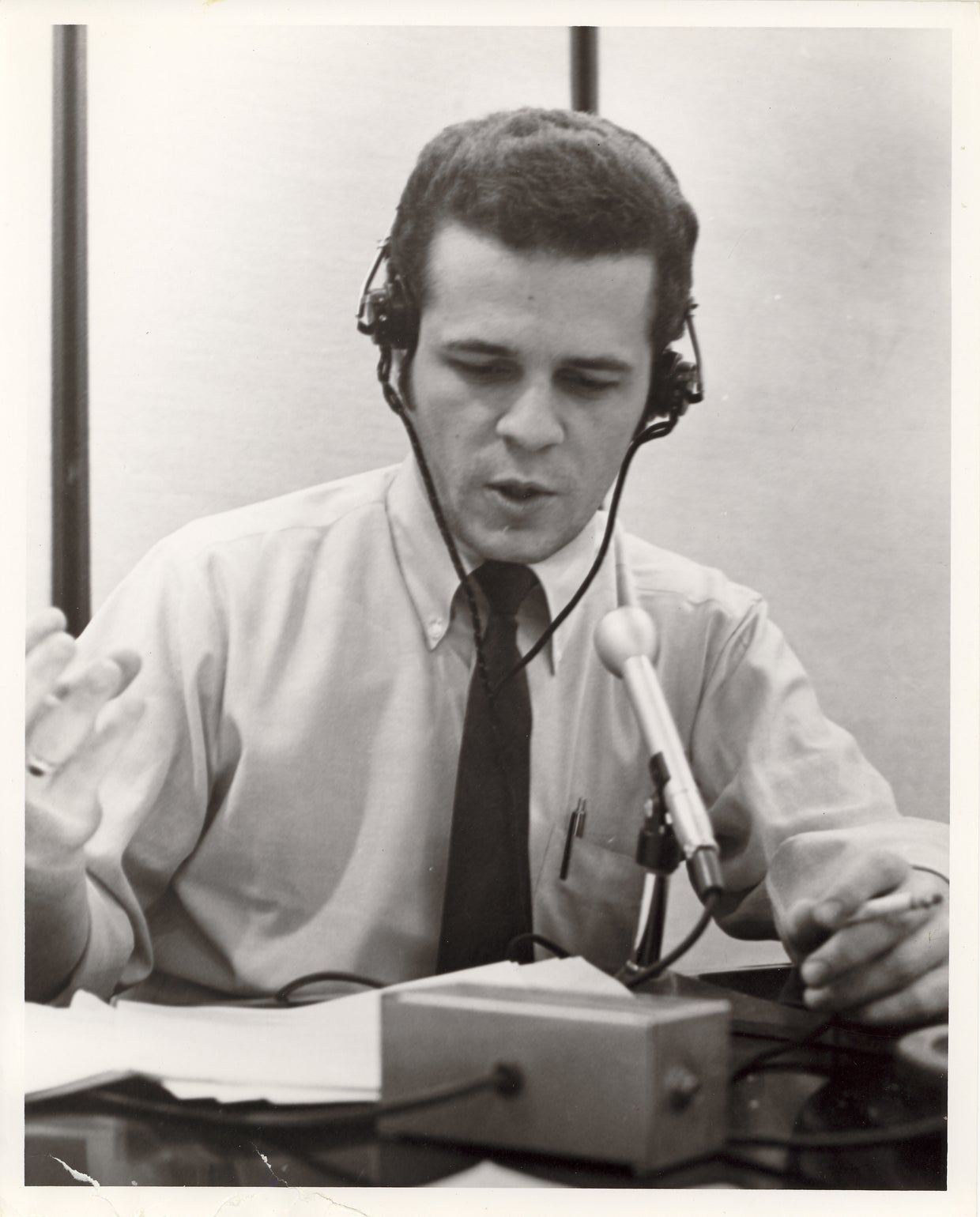 Gary LaPierre, Longtime WBZ-AM Morning News Anchor, Dies At 76 - CBS Boston