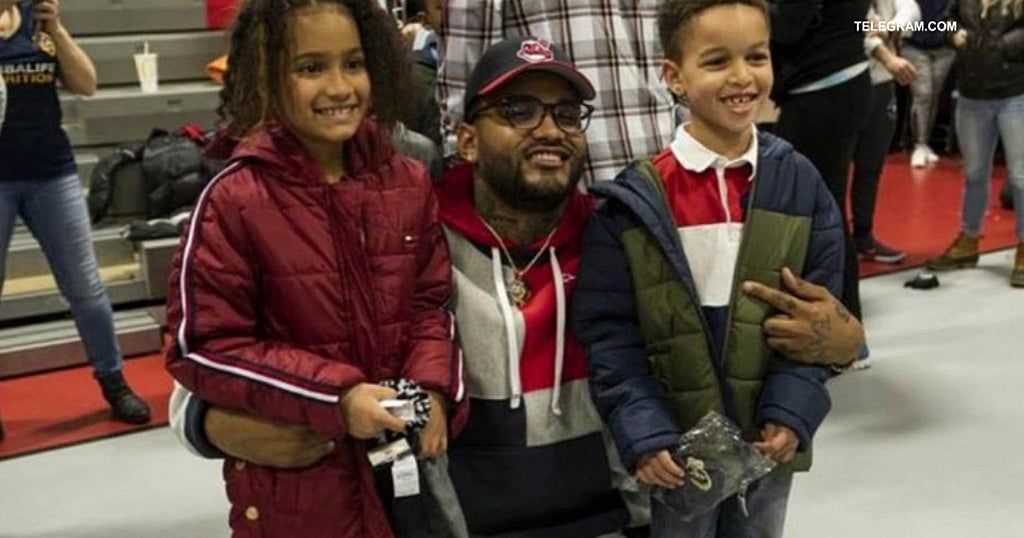 Grammy Nominee Joyner Lucas Donates Coats To Worcester Kids - CBS Boston