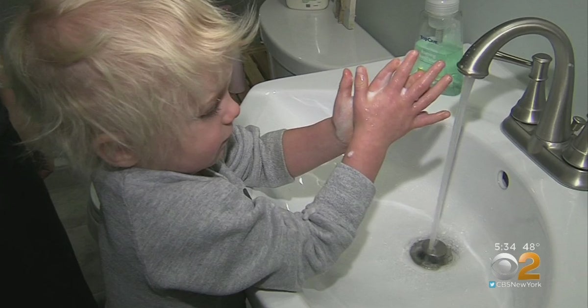 Study Finds Using Hand Sanitizers With Young Children Is More Effective ...