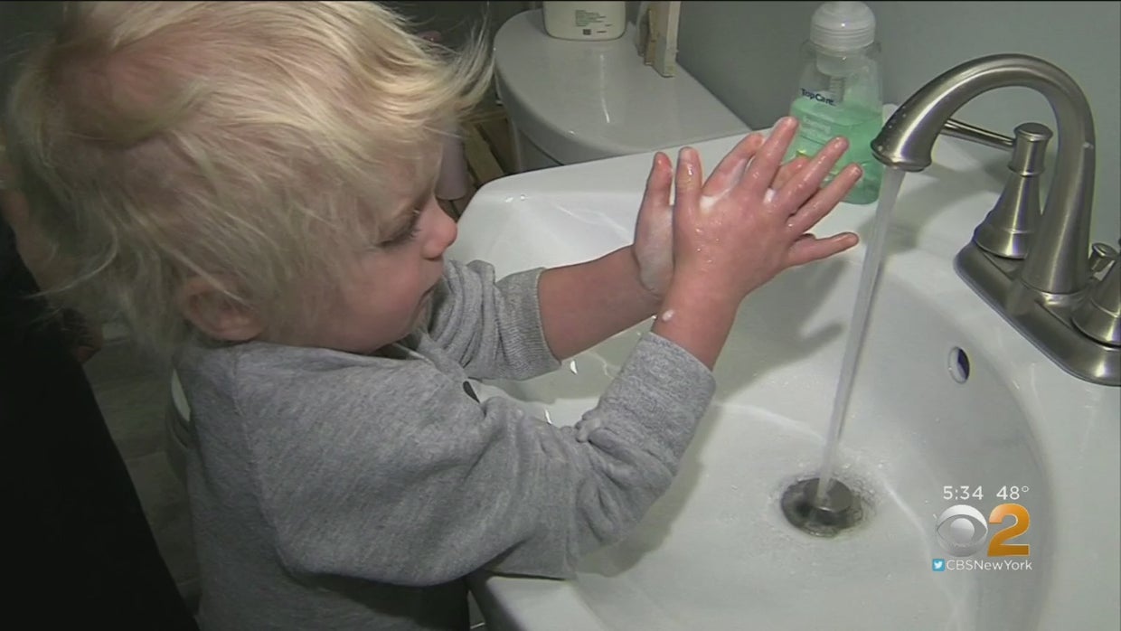 Study Finds Using Hand Sanitizers With Young Children Is More Effective ...
