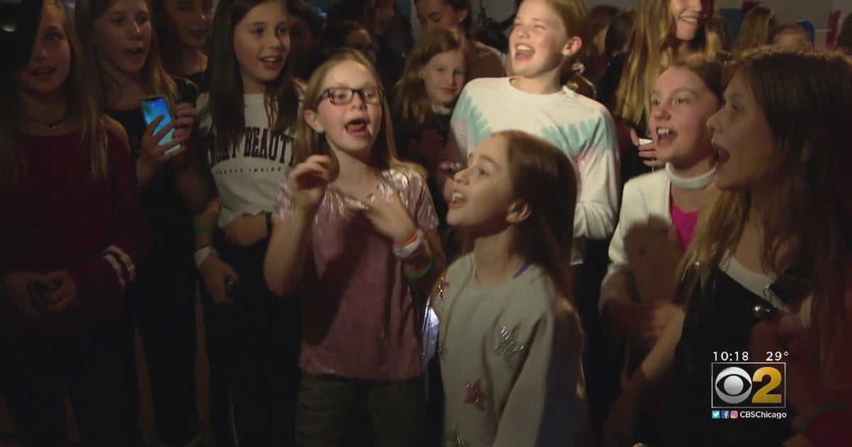 Heart Transplant Doesn't Slow Down 11-Year-Old Drake Superfan - CBS Chicago