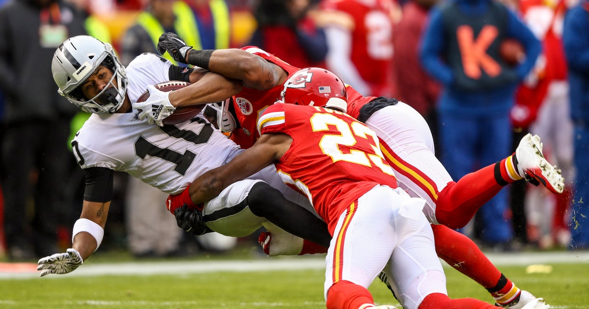 Ravens, Former Raiders Wide Receiver Seth Roberts, Agree To One-Year ...