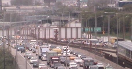 Outbound Edens Crash At Keeler Snarls Traffic Tuesday Morning - CBS Chicago