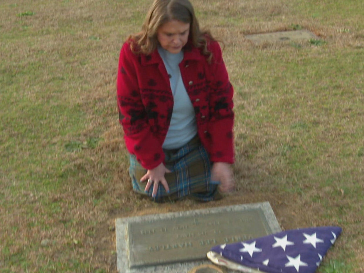 Mysterious poisoning of Navy Lt. Lee Hartley leads to one of NCIS' most ...