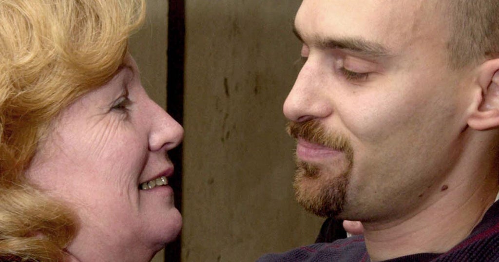 Woman Who Raised Alarm About Pedophile Priest John Geoghan Dies - CBS ...