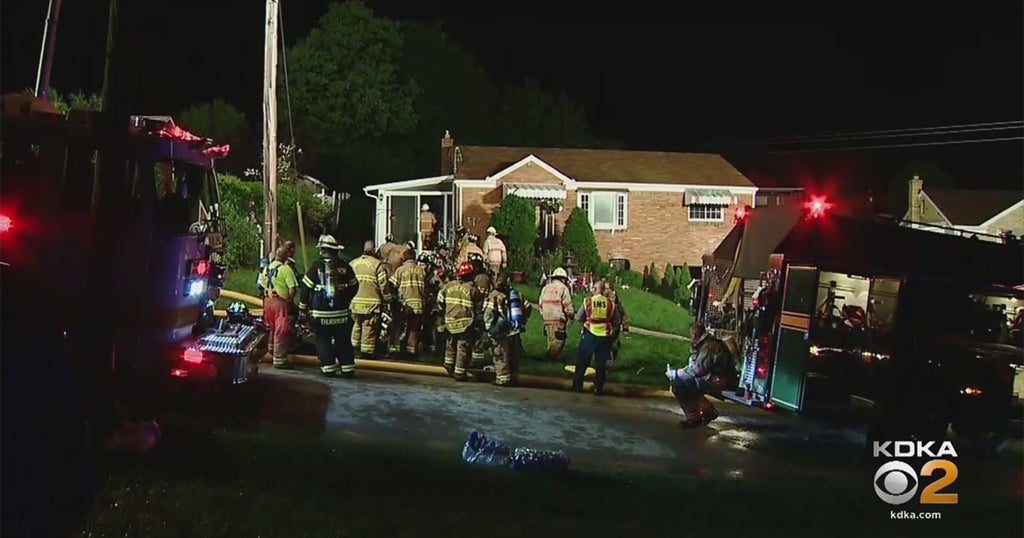 Firefighters Battling Blaze In Castle Shannon - CBS Pittsburgh