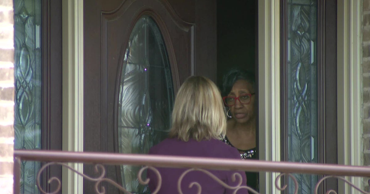 Ald. Carrie Austin Speaks Only To CBS 2 A Day After Her Office Was ...