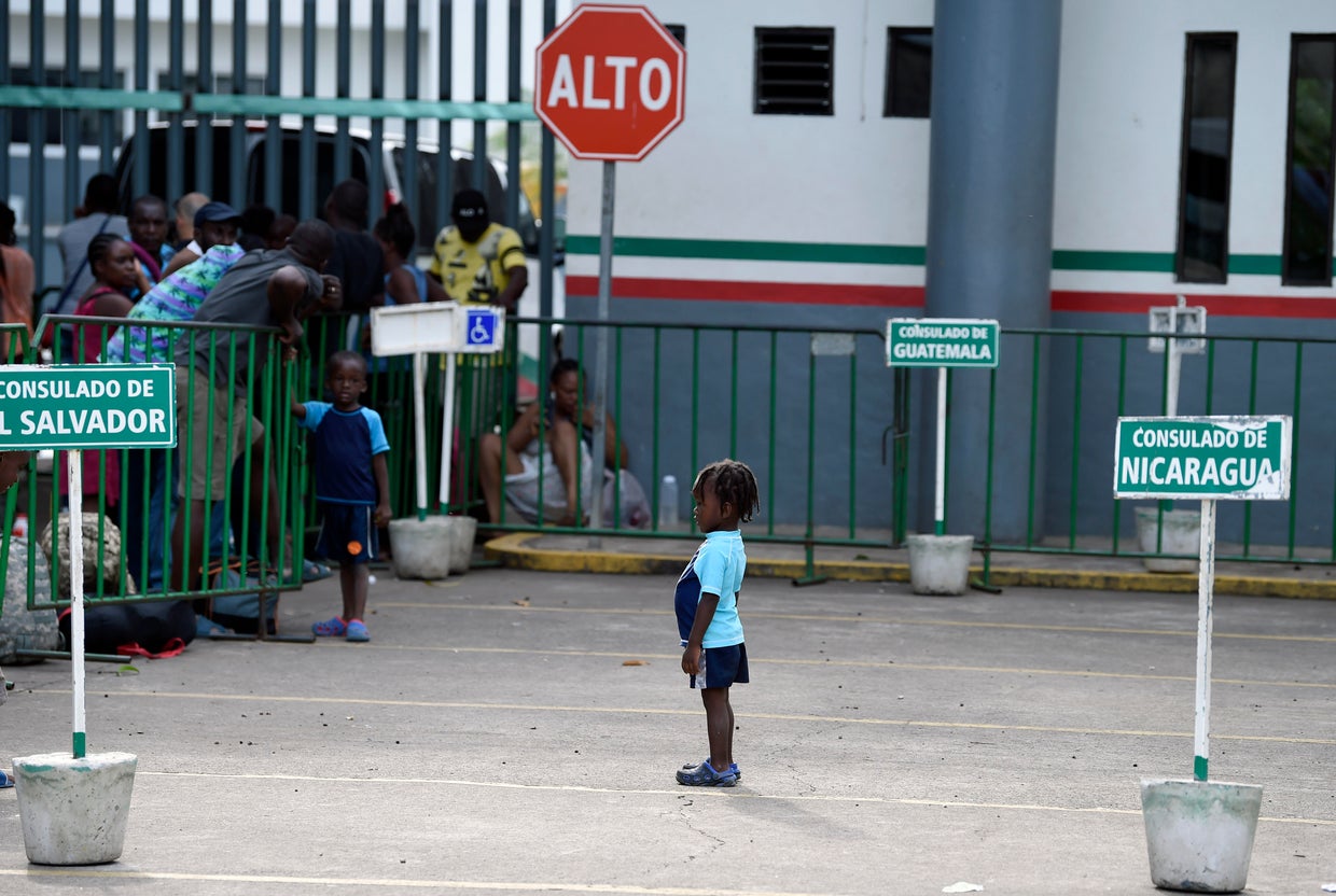 Border children: Immigrant families in crisis