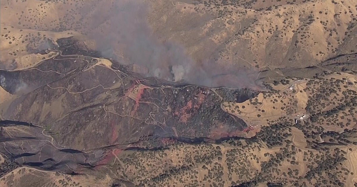 283-Acre Hollow Fire Burning Southwest Of Tracy, 50% Contained - CBS ...