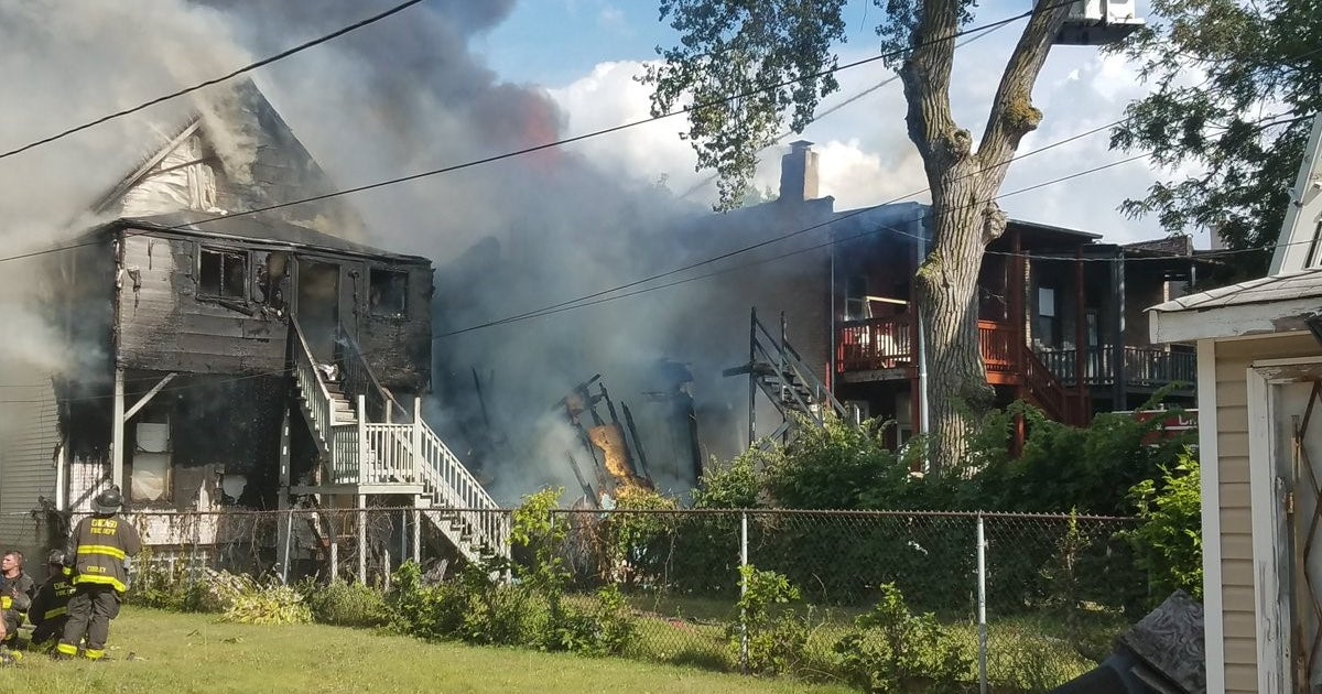 Crews Battling Fire In Englewood, 4 Buildings Burning - CBS Chicago