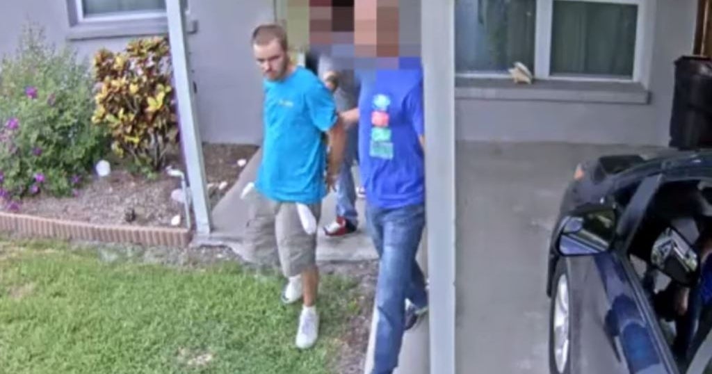 15 Apps That Deputies Say Predators May Be Using To Target Children ...