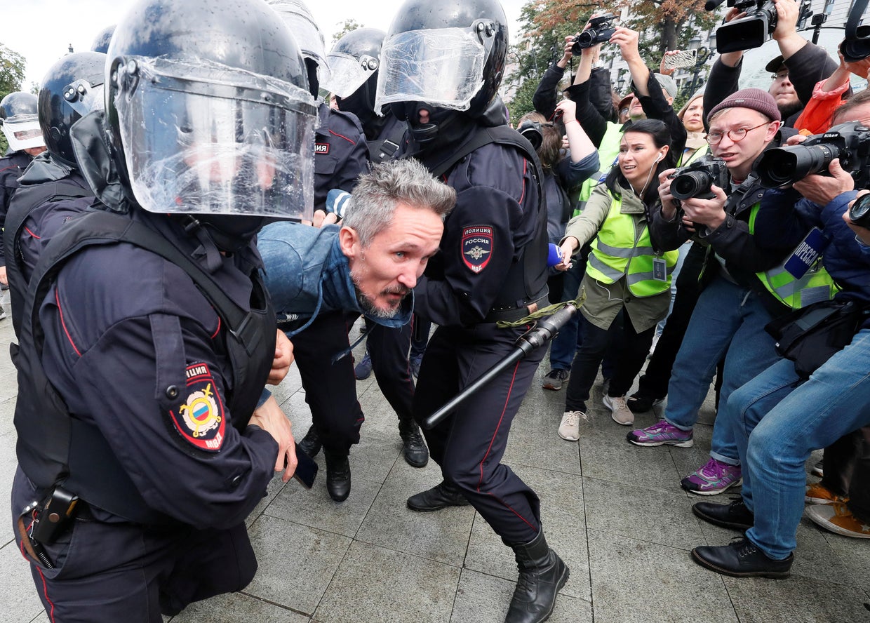 Moscow protests today: Lyubov Sobol among hundreds detained at election ...