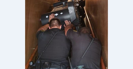 Stockton Deputies Shut Down Illegal Gambling Shack - CBS Sacramento