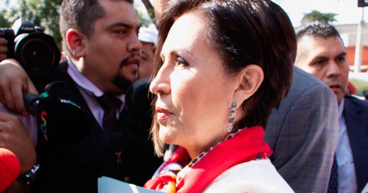 Vinculan a proceso a Rosario Robles - CBS News