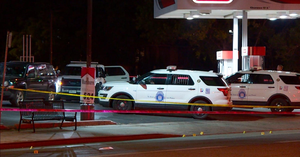 Woman Who Shot At Denver Police Outside 7-Eleven Dies - CBS Colorado