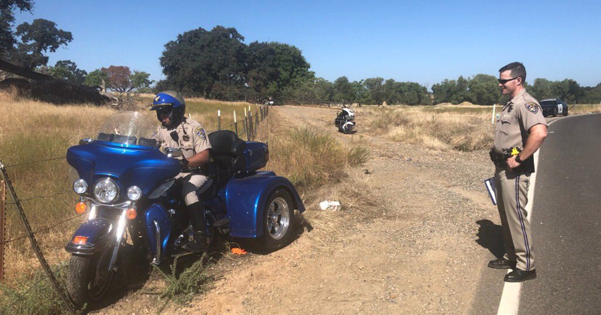 Two Injured After Harley Davidson Trike Collides With Barbed-Wire Fence ...
