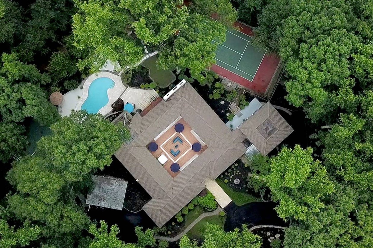 Want To Stay In 'The Greatest's' Home? Muhammad Ali's Former Cherry ...