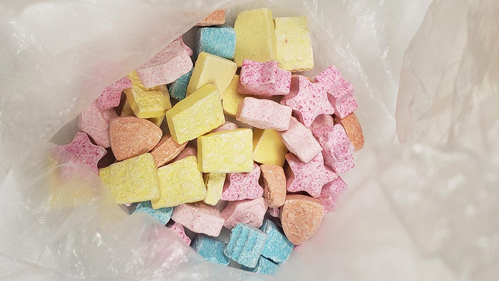 Police Warn Parents About Drugs That Look Like 'SpongeBob'-Shaped Candy ...
