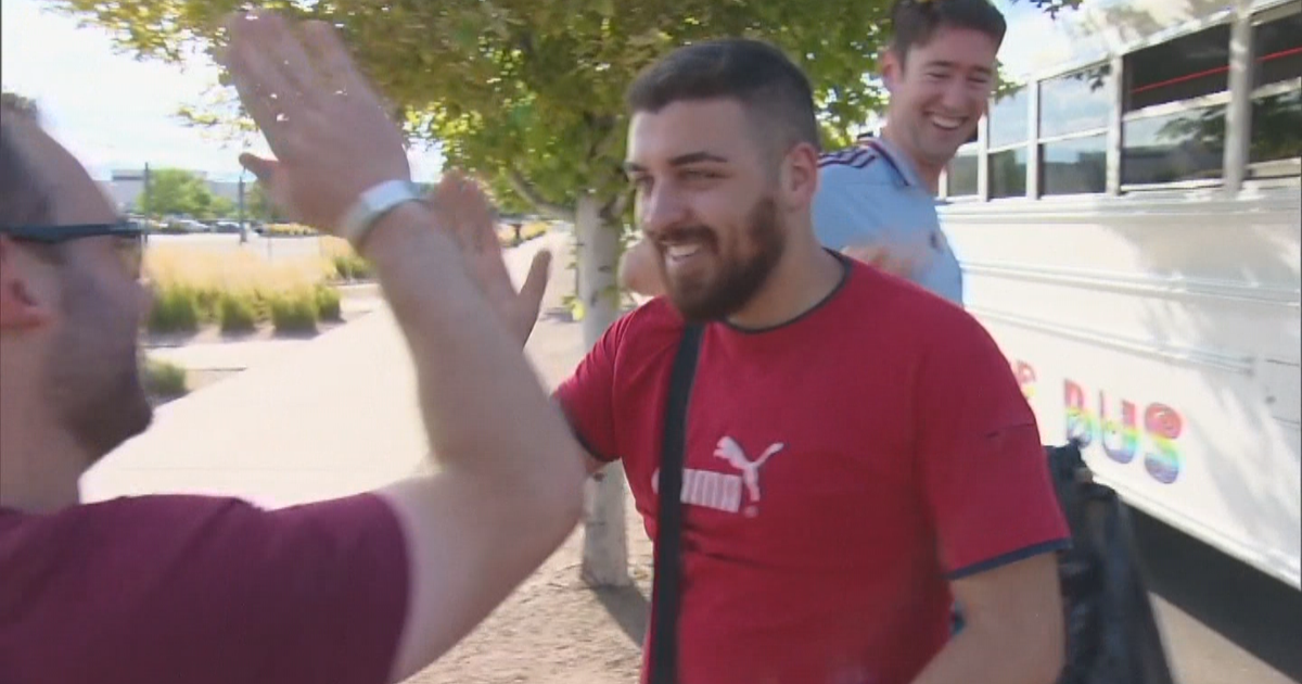 Italian Man Welcomed By Fellow Colorado Rapids Fans: 'Really Bring ...