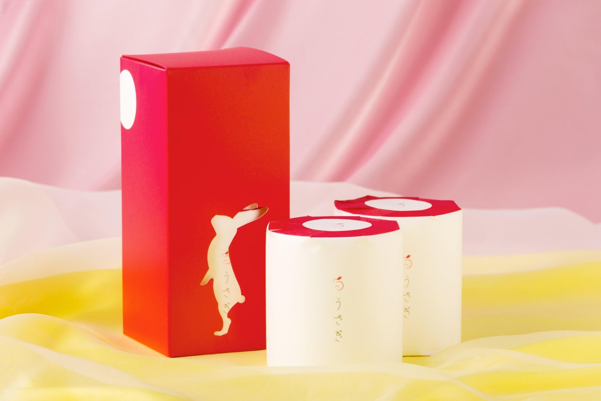 Japan is going wild for luxury toilet paper, even at $12 per roll the ...