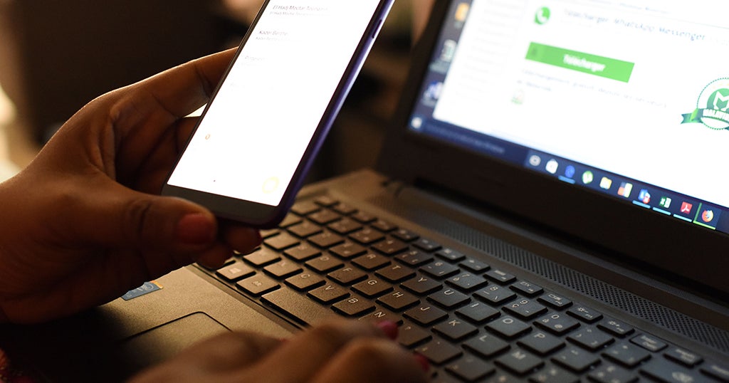 People Are Now Texting Nearly As Fast As They Type - CBS Boston