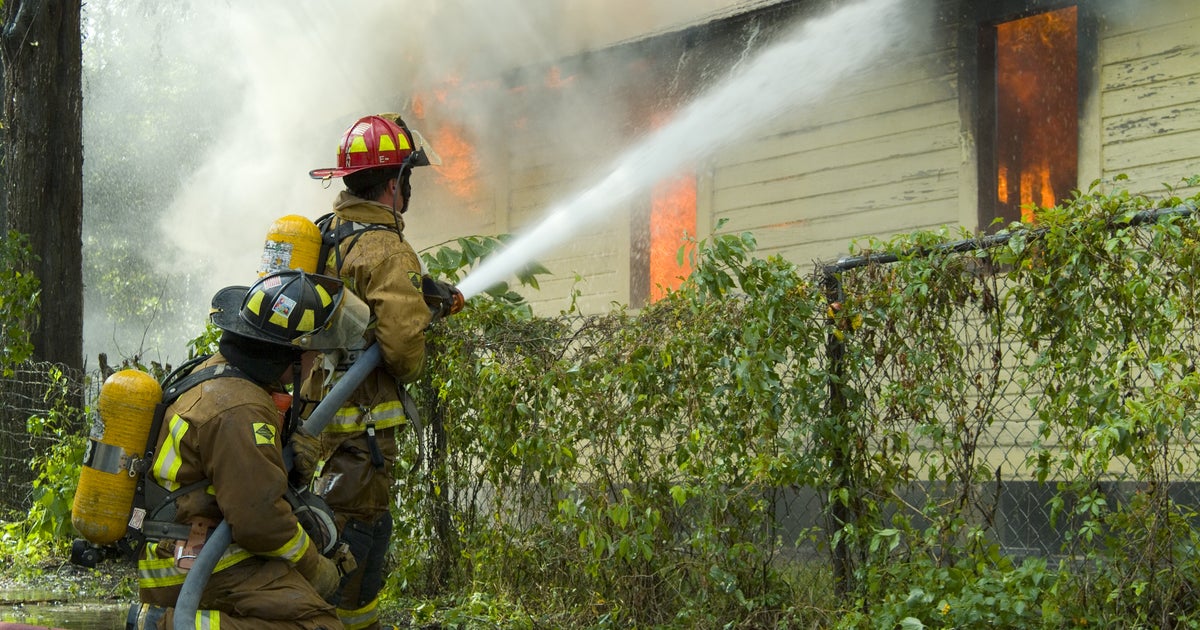 5 Children, 1 Firefighter Taken To Hospital After Detroit House Fire ...