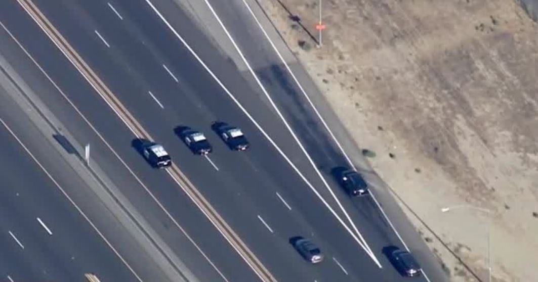 14 Freeway Partially Reopens After Tick Fire - CBS Los Angeles