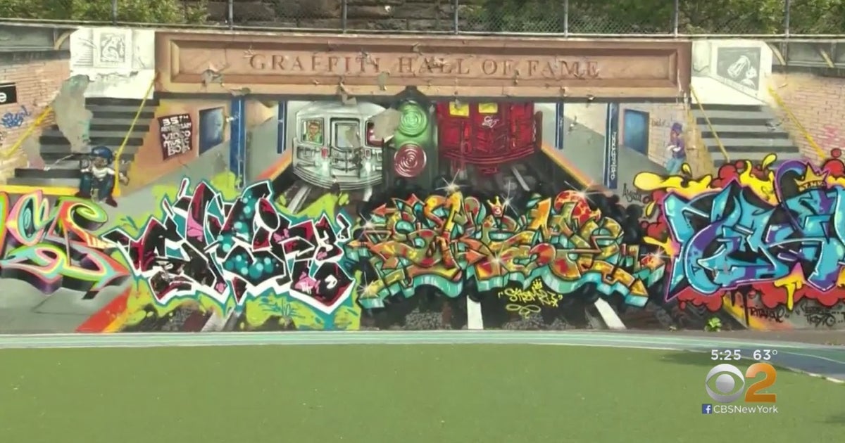 New York's Graffiti Hall Of Fame Celebrated On National Art Day - CBS ...