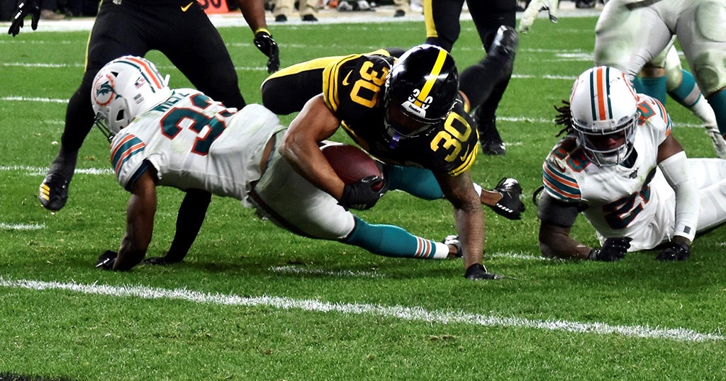 Pittsburgh Steelers Running Back James Conner Highlights List Of ...
