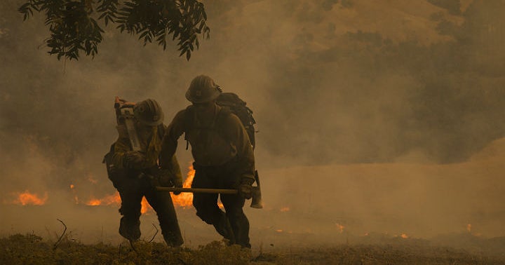 Kincade Fire 78% Contained, Evacuation Orders Lifted; Full Containment ...