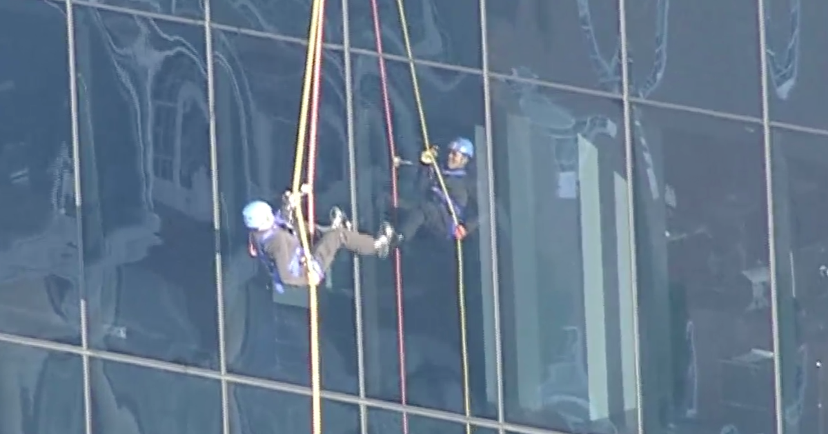 Dallas Police Chief Renee Hall Rappels Down Uptown Building For Special ...