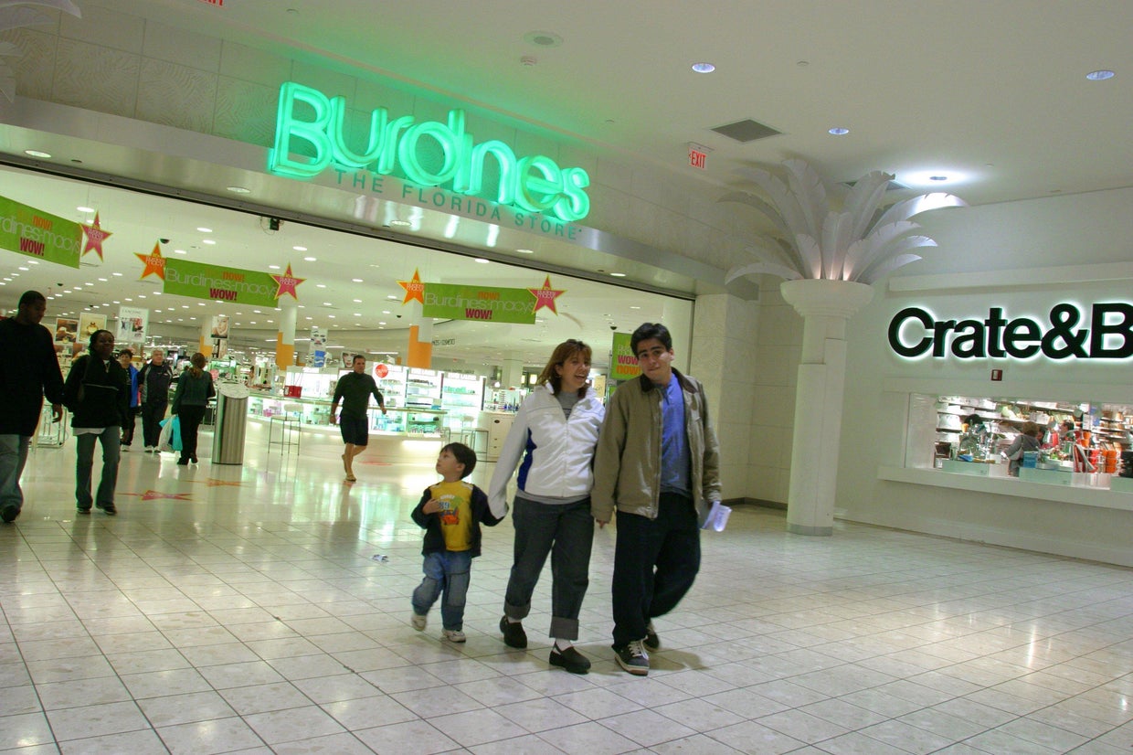 Mall stores that don't exist anymore