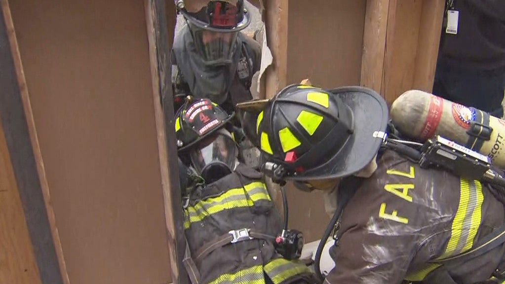 Rapid Intervention Team Trains To Save Fellow Firefighters - CBS Boston