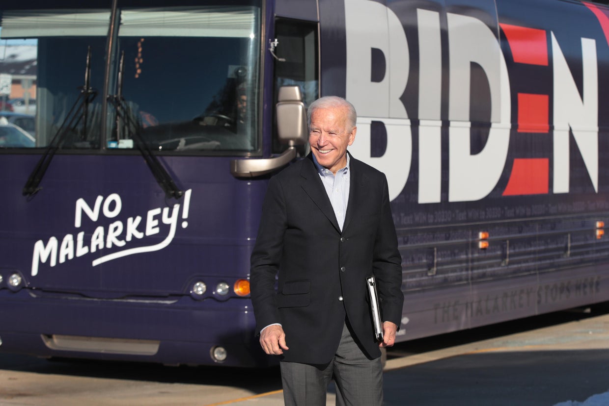 On the bus with Joe Biden in Iowa - CBS News "Where Did You Get This ...