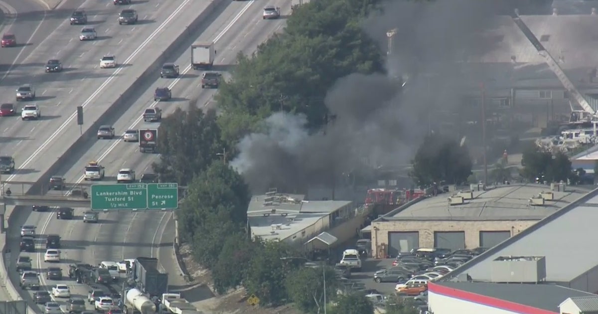 Crews Contain Structure Fire In Sun Valley - CBS Los Angeles