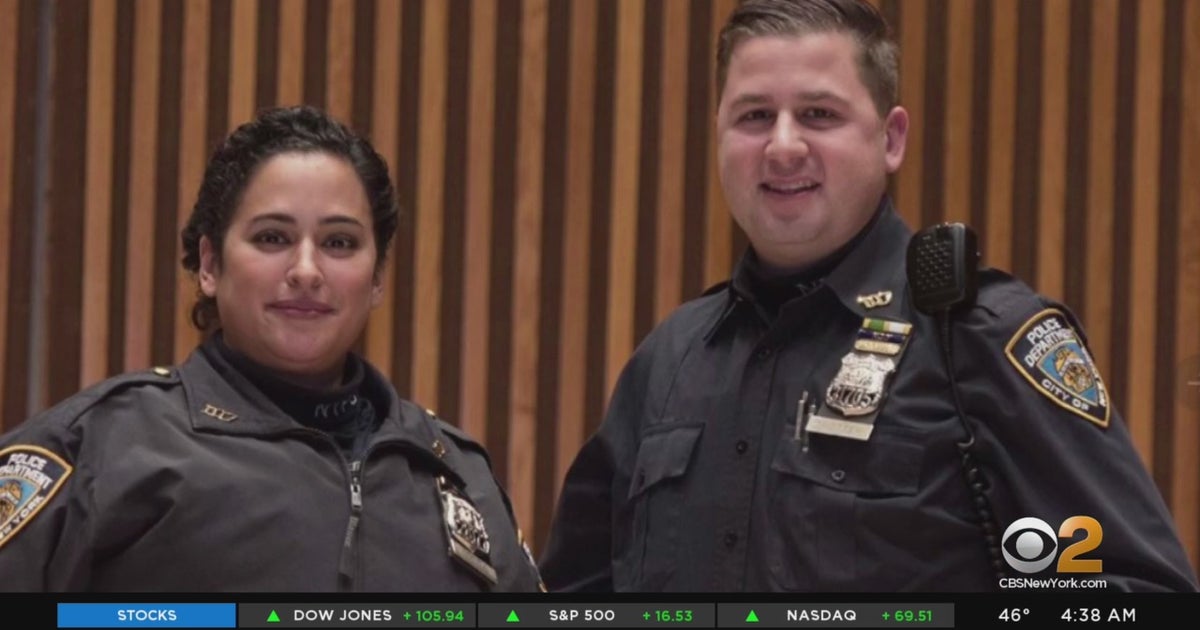 Two NYPD Officers Recognized For Heroism In House Fire Rescue - CBS New York