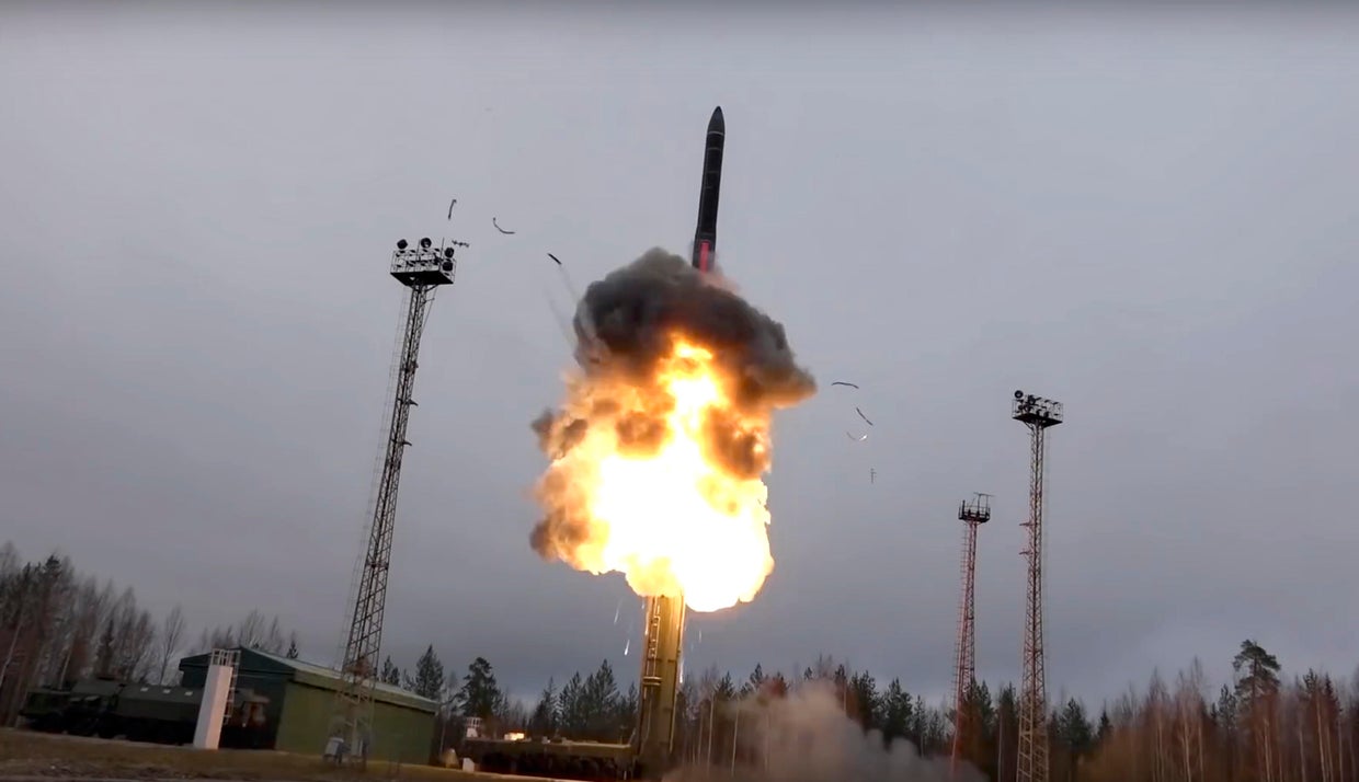 Avangard hypersonic glide vehicle: New Russian weapon can travel 27 ...
